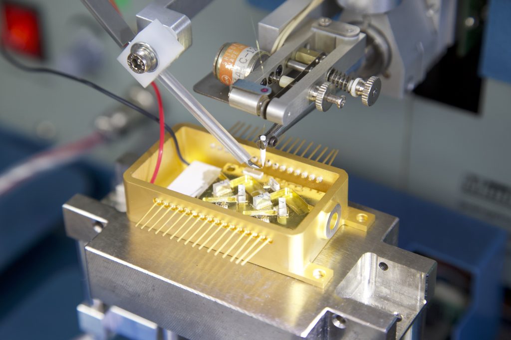 DAYY Photonics | Photonic Light Source Solutions